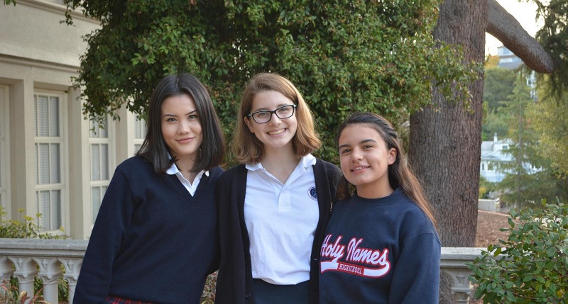 Trường Trung học Holy Names Catholic - Windsor, Ontario, Canada ...